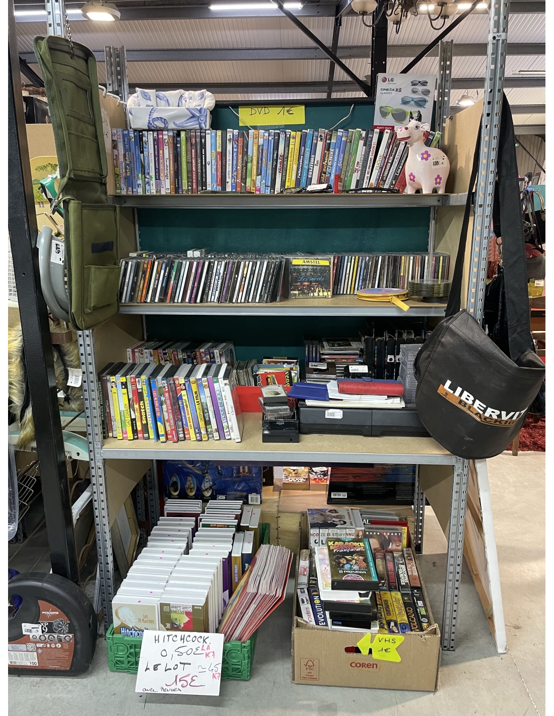 DVD - VHS - CD - Cassettes